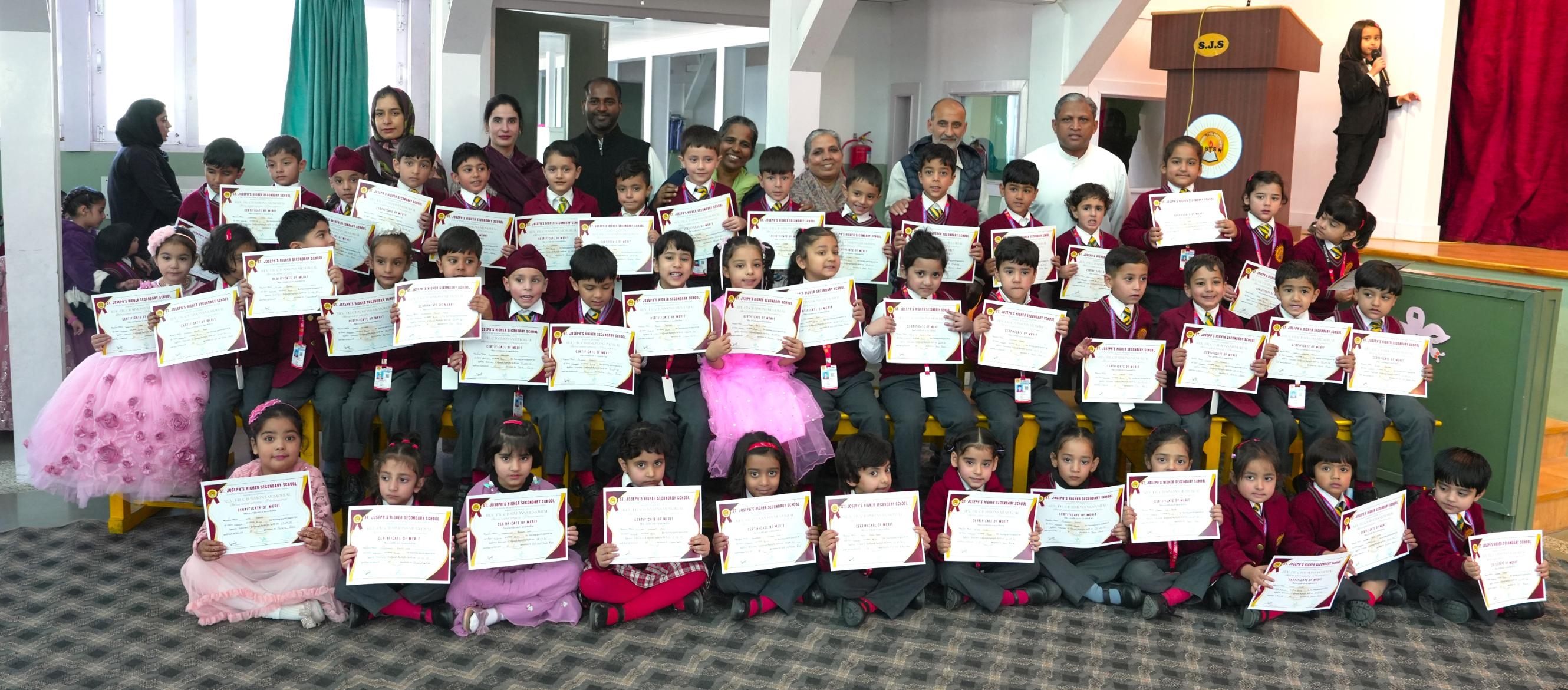 Felicitation Ceremony Pre Primary :: St. Joseph's Higher Secondary School